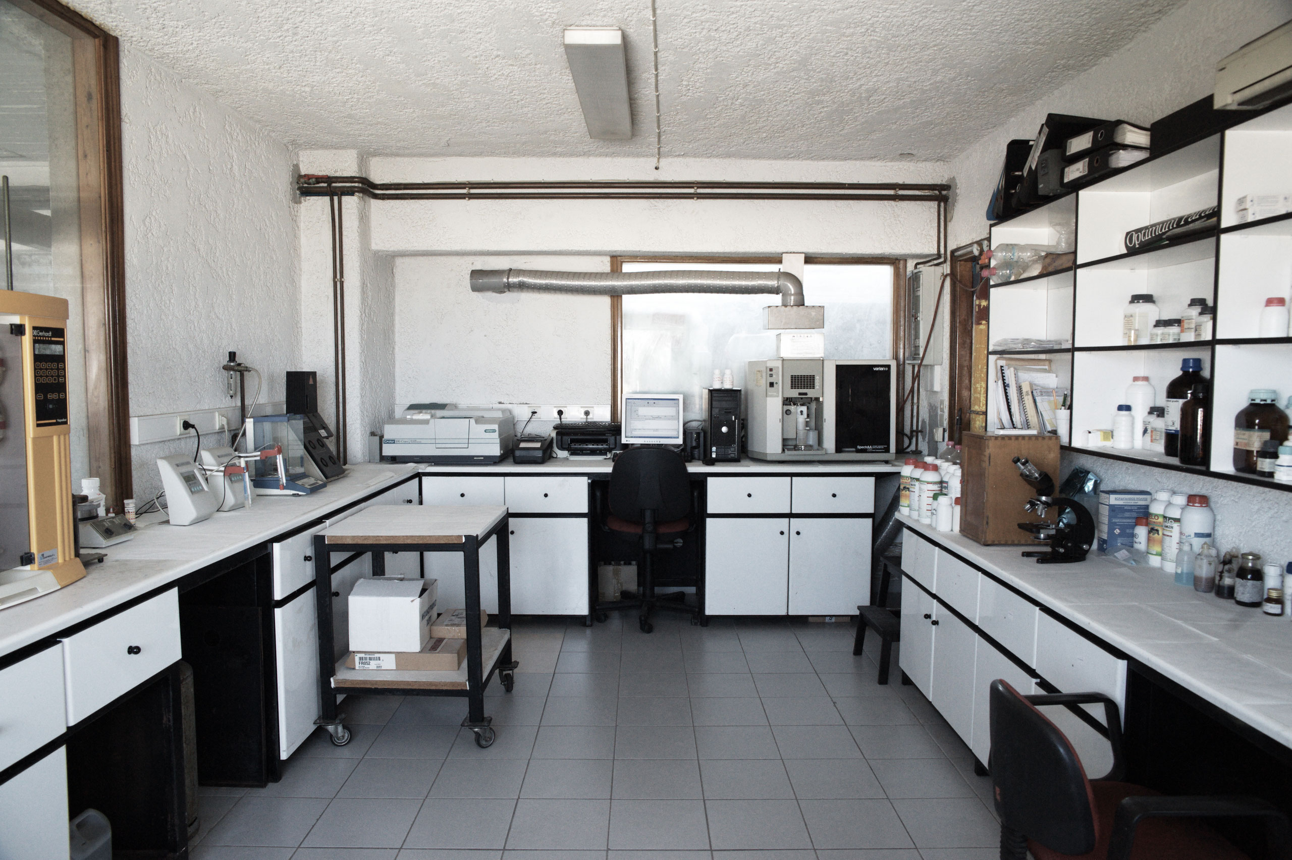 Soil Laboratory - Agrochemicals of Crete